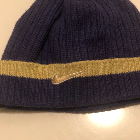 Nike | Accessories | Nike Washington Huskies Uw Warm Beanie Hat Ski Cap ...